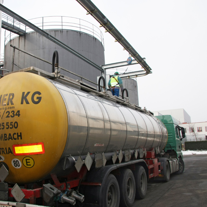 Fall Arrest system with rigid track construction - NIKO